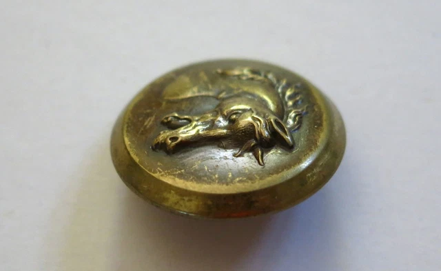 CHEVAL, TRÈS BEAU bouton ancien de chasse, treble stand extra rich ...