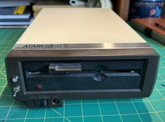 UNITÀ DISCO ATARI 1050 migliorata con un RARO aggiornamento Hyperdrive ...