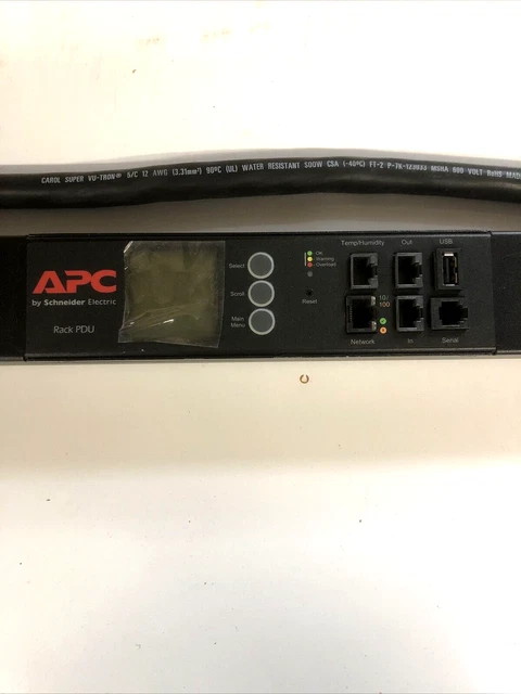 APC POWER DISTRIBUTION Unit Schneider Metered Rack PDU AP8861 120/208V ...