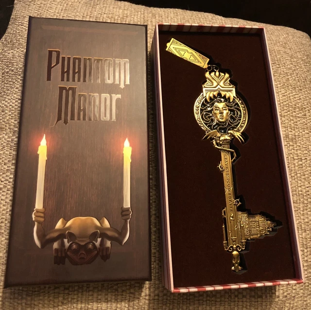 DISNEYLAND PARIS PHANTOM Manor Stained Glass Jumbo Limited Edition Key ...