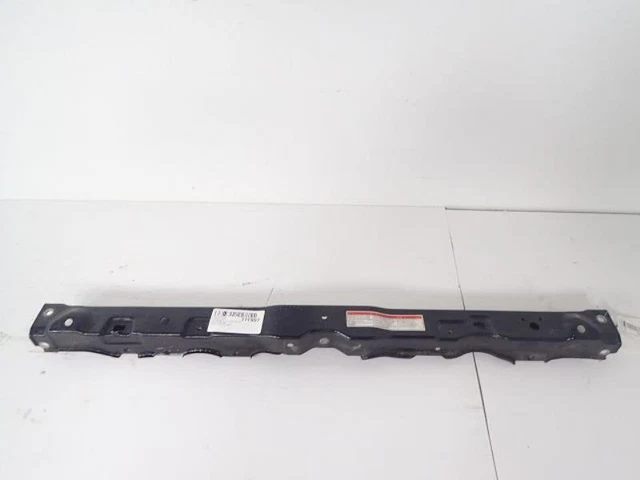 TRAVERSE SUPERIEURE ARMATURE Avant Suzuki Splash 58230-51K01-000/R ...