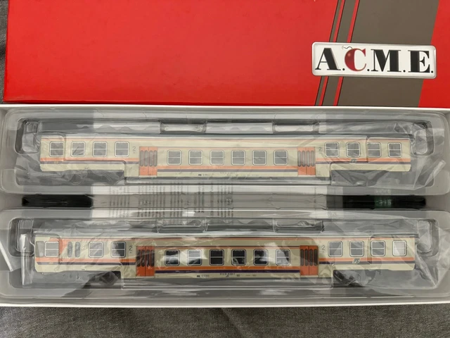 ACME 55268 FS set due carrozze piano ribassato - pilota con decoder esu ...