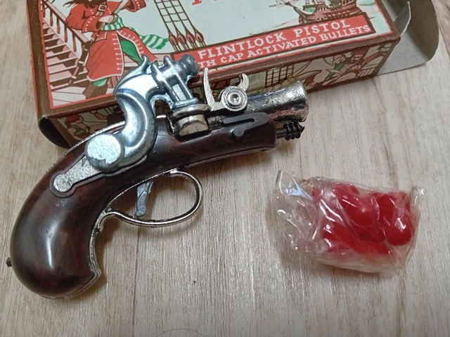 MEGA RARE TOY flintlock pistol Outlaw vintage Pirate cap gun in box ...