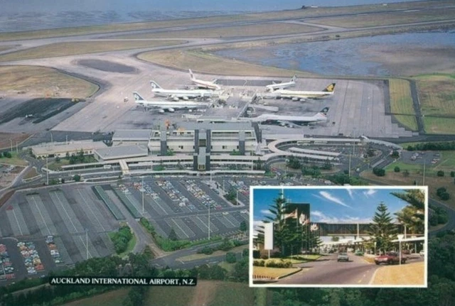 AUCKLAND AIRPORT - Air New Zealand British Airways Singapore Airlines ...