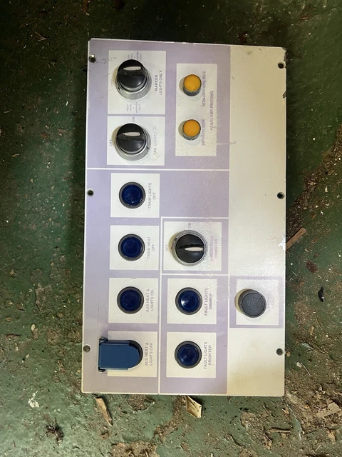 BRITISH RAIL CLASS 465 Networker EMU Headlight Tail Light Switch Panel ...