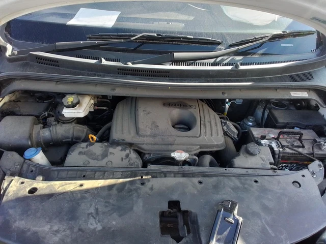 HYUNDAI ILOAD/IMAX ENGINE Diesel, 2.5, D4Cb, Turbo, Plastic Inlet, Tq ...