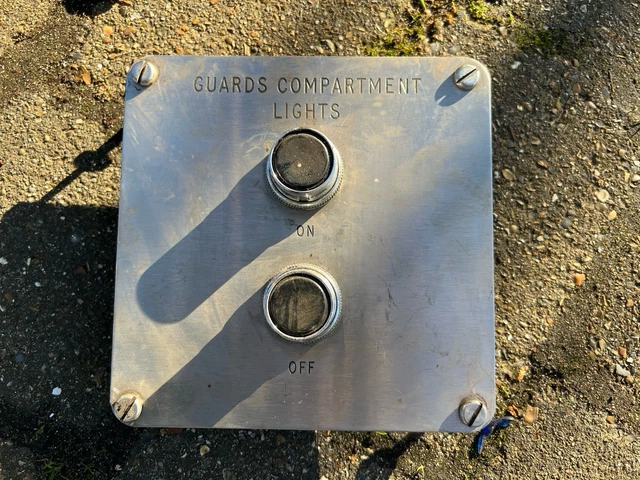 BRITISH RAIL MK3 DVT 82126 Pretendolino Cab & Vestibule Lights Switch ...