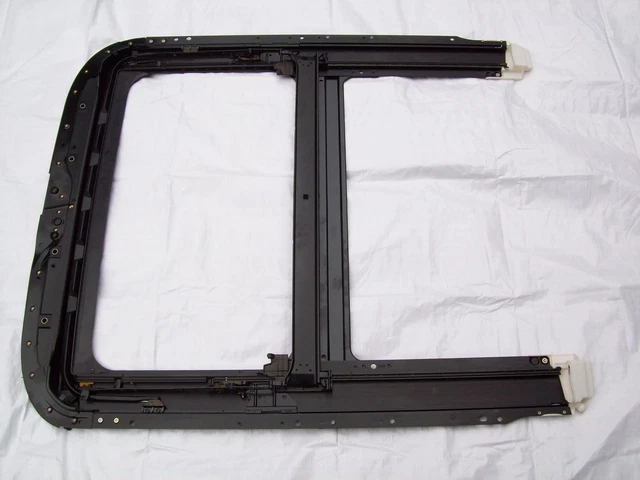 VW GOLF SUNROOF Frame & Sliding Tilt Actuator 8L0877049A £275.00 ...
