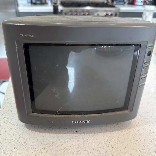 VINTAGE SONY TRINITRON CRT-TV 8” Portable Model KV-8AD11 For Parts Only ...