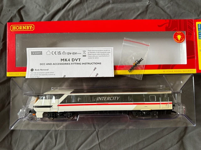 HORNBY R.40161 BRITISH Rail Mk4 DVT, InterCity Swallow Livery (2022) £0 ...
