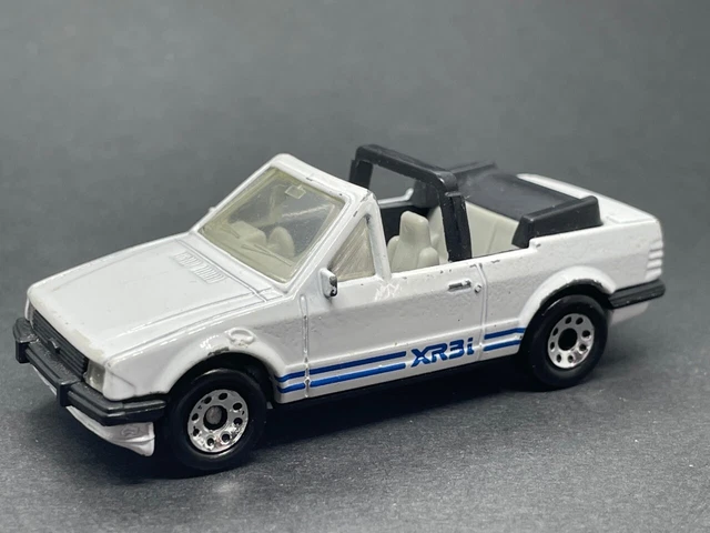 MATCHBOX FORD ESCORT XR3i BLUE MK3 1980’s CONVERTIBLE TOW BAR USED SEE ...