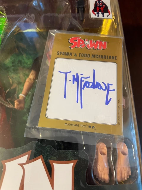 SPAWN & TODD McFarlane Two Pack Gold Label Autograph Series Exclusive ...