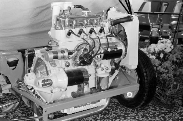 BMC MINI FRONT subframe, engine and suspension Motor Show 1960 Car Old ...