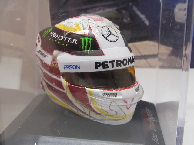 SPARK MODEL / F1 2015 Mercedes Gp - Lewis Hamilton - 1:8 Scale Helmet ...