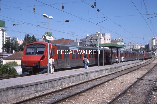 ORIGINAL 35MM CP Portugal Railway Slide Loco - Emu 2318 At Vila Franca ...