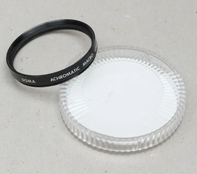 SIGMA 52MM ACHROMATIC close up lens with case. £10.00 - PicClick UK