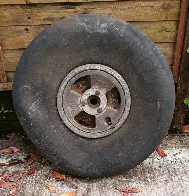 WWII AIRCRAFT LANDING Wheel & Tyre Spitfire Ww2 Late Model Collectable ...