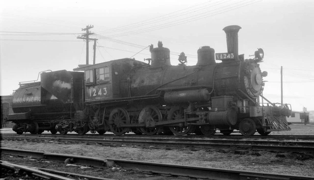 UP UNION PACIFIC locomotive engine No 1243, type 4-6-0 Old Train Photo ...
