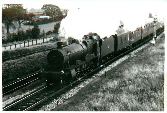 PHOTOGRAPH GWR 5984 Linden Hall Steam Locomotive Swindon Works 6x4 £20. ...