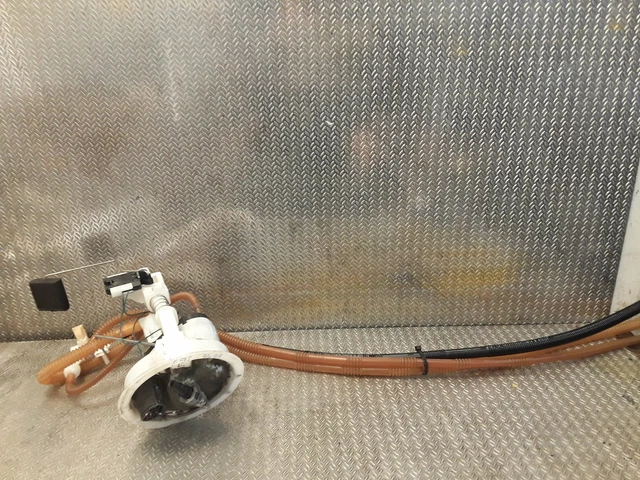 BMW E90 SENDER Unit In Tank Fuel Pump 3 SERIES E90 2.0 Petrol 7162394 ...