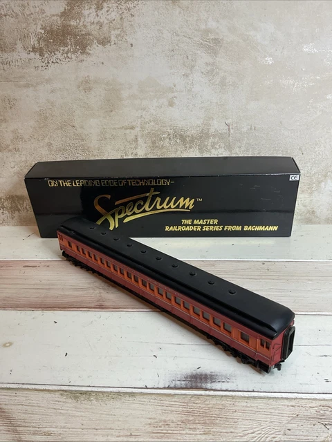SPECTRUM BY BACHMANN, #89422 COACH Southern Pacific #1013, HO GAUGE £29 ...