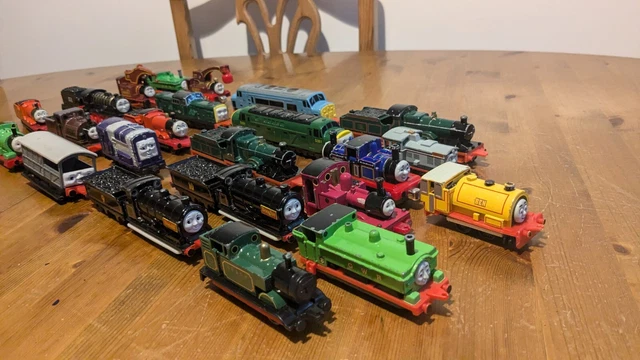 THOMAS THE TANK engine toys, bundle, engines, characters and carriages ...