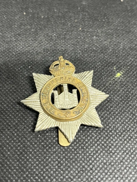 BRITISH ARMY DEVONSHIRE Regiment cap badge, WW1/WW2 era, Kings crown £9 ...