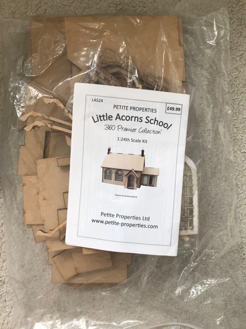 PETITE PROPERTIES 1/24TH LITTLE ACORNS SCHOOL KIT. UNUSED. £50.62 ...