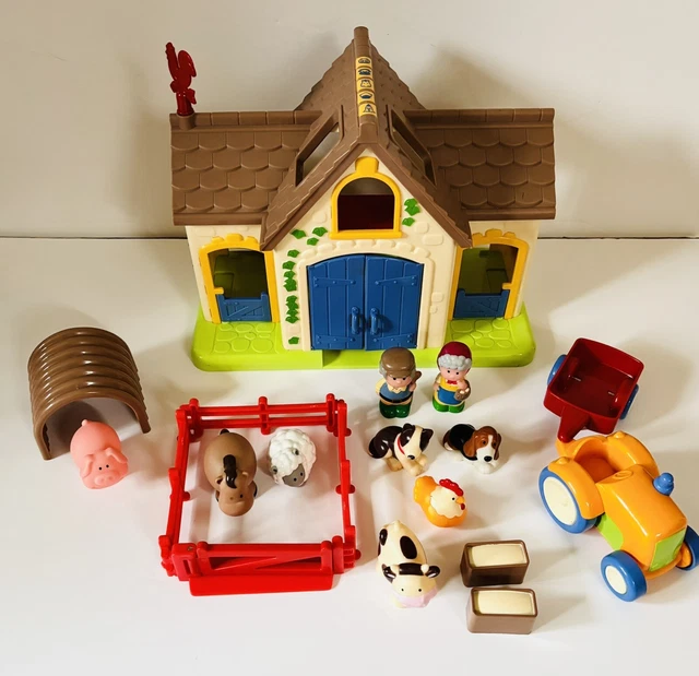 ELC HAPPYLAND FARM Farmyard Playset With Figures Animals Tractor ...