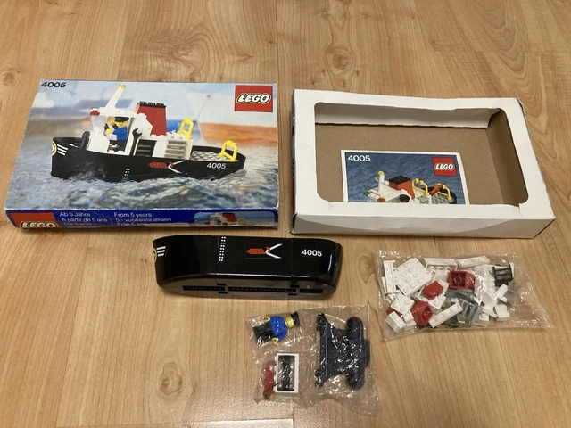 VINTAGE LEGO BOAT 4005 Tug Boat Complete with Instructions and Box £69. ...