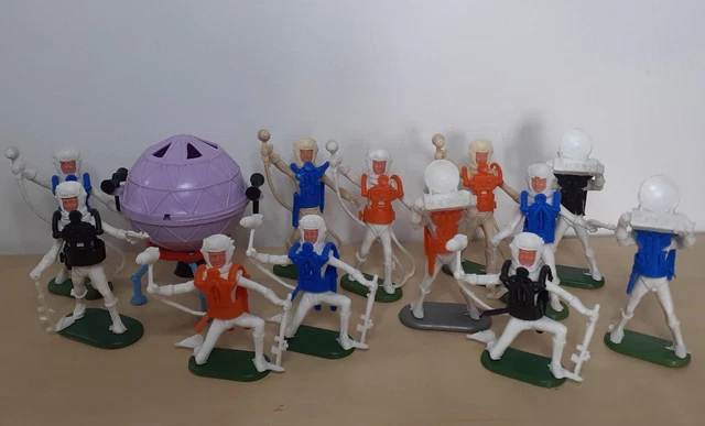 VINTAGE CHERILEA ASTRONAUTS Spaceman Figures 1960s Sci-fi Toys £34.99 ...