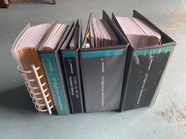 BOEING 737 MANUALS, Flight Training, QRH, Operations Manuals £100.00 ...