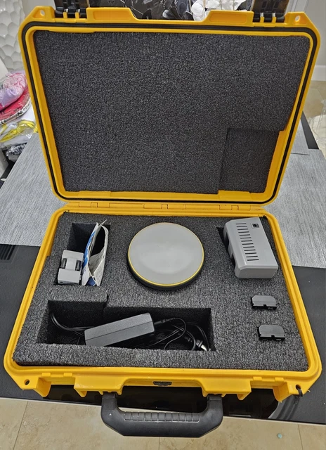 TRIMBLE R2 GNSS Surveying Receiver, Centimeter Precision, Preowned ...