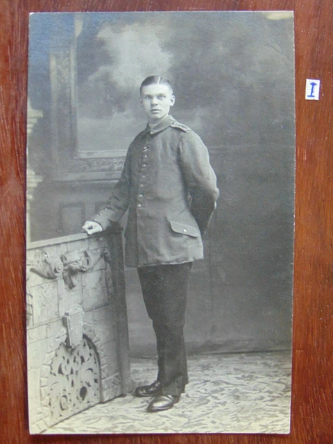 POSTKARTE PK FELDPOST Militaria Weltkrieg Offizier / Soldat Uniform EUR ...