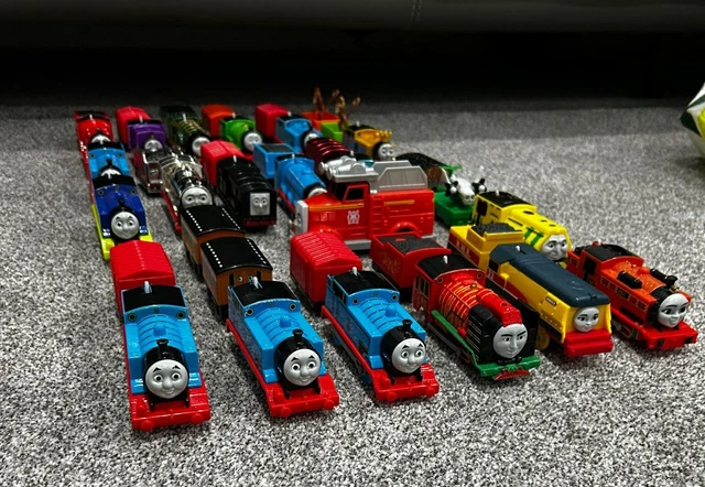 TRACKMASTER REVOLUTION TRAINS - Thomas the Tank Engine - Free Postage ...