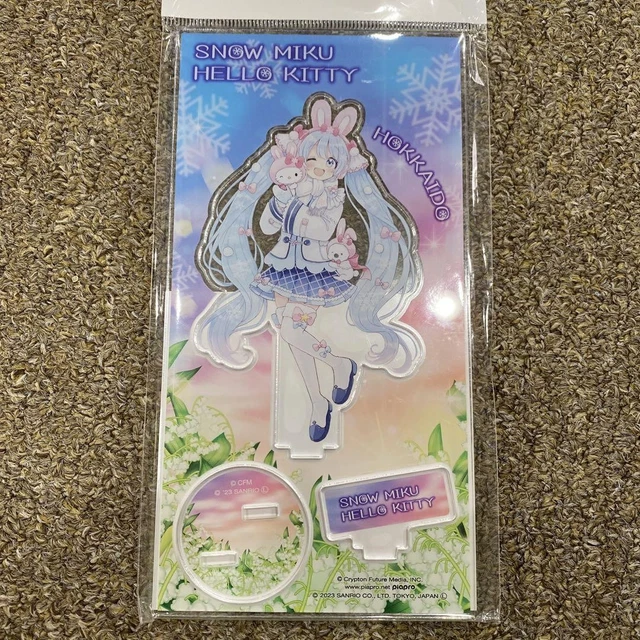 SUPPORTO ACRILICO HATSUNE Miku Hello Kitty Yuki Sakura Oriko Hokkaido ...