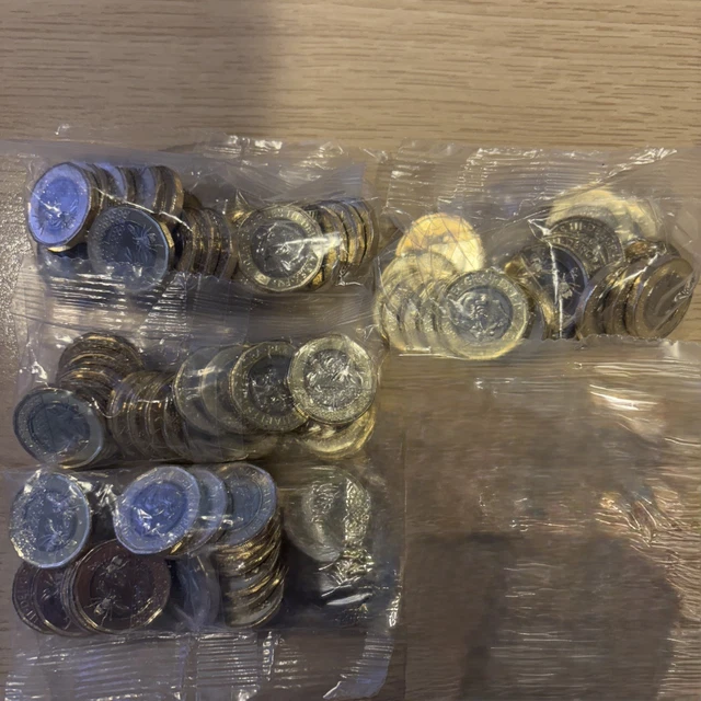 KING CHARLES 2025 £1 Bee Coin X4 Sealed Bags £135.88 - PicClick UK