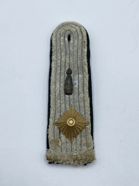 WW2 GERMAN KRIEGSMARINE Costal Artillery Lieutenant Shoulder Board £55. ...