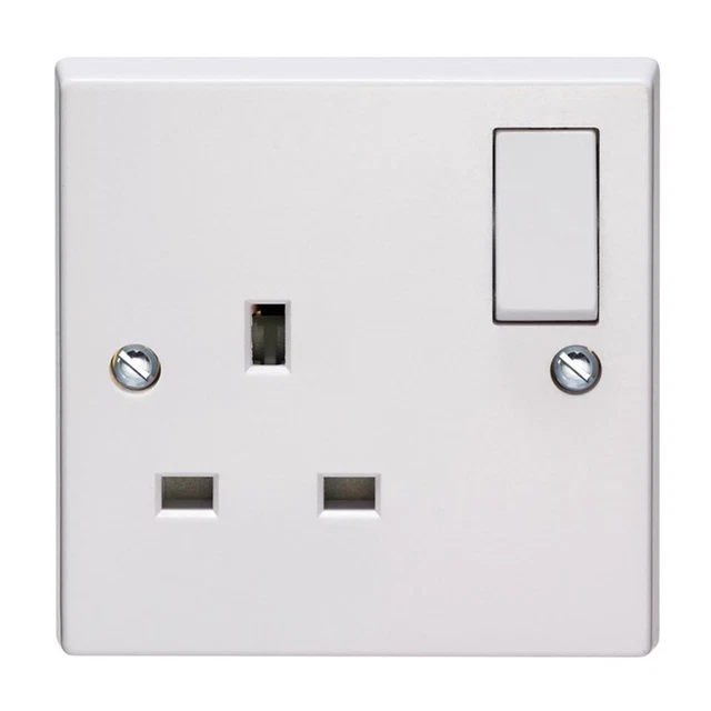 VOLEX VX1300 1 Gang Switched Socket 13A White Square Edge 1000 series £ ...