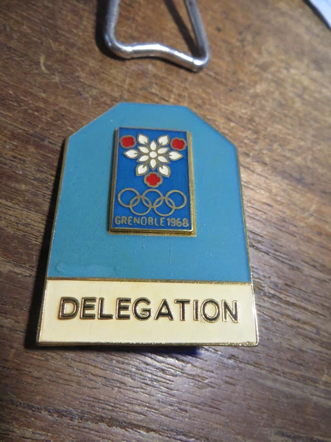 RARE INSIGNE Comite International Olympique Grenoble 1968 Delegation ...