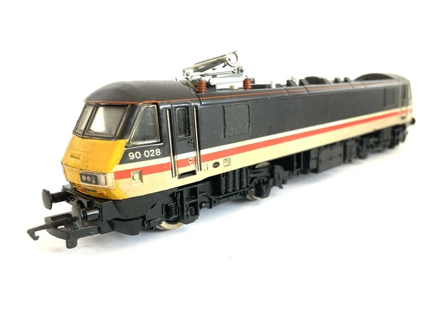 HORNBY CLASS 90 Intercity Electric Locomotive With Panto, Cab Lights ...