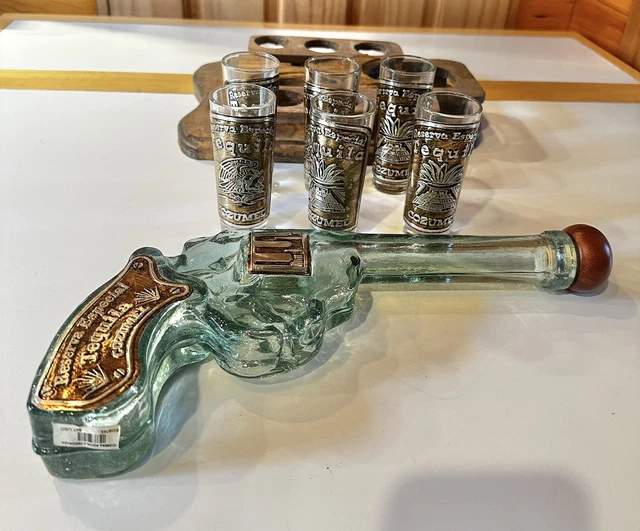 TEQUILA GLASS PISTOLA Revolver Decanter 6 Shot Set w/Stand (8) Reserve ...