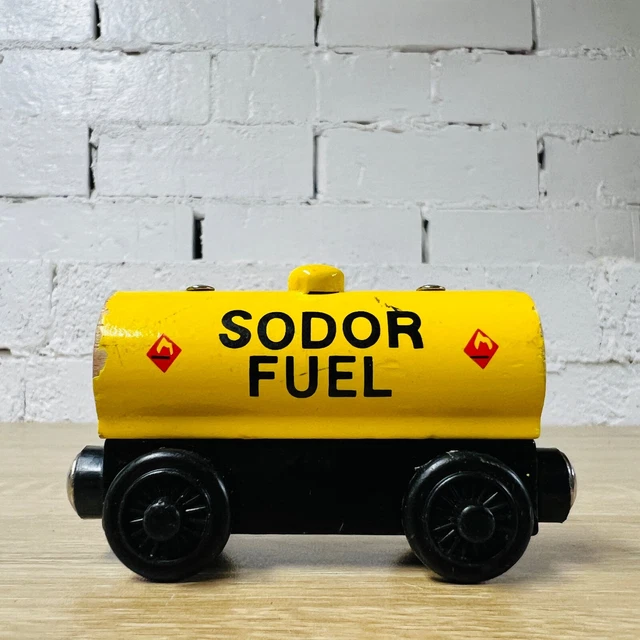 THOMAS & FRIENDS Wooden Railway Train Tank Mavis Engine & Sodor Fuel ...