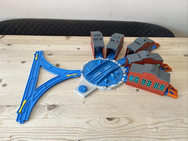 THOMAS TRACKMASTER TOMY Tidmouth Sheds And Turntable For Train Sets £14 ...