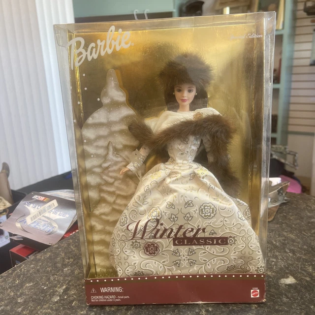 WINTER CLASSIC BARBIE Special Edition Brunette #52996 2001 Mattel New ...