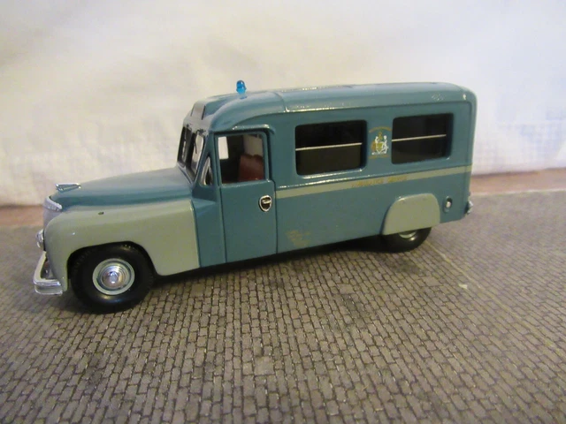 CORGI 999 DAIMLER Ambulance/Hooper - Nottingham Scale 1:50 Cc06303 £5. ...