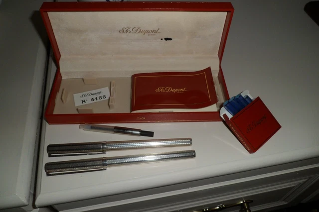 S J DUPONT Fountain Pen, Ball Pen and accessories. Fountain pen gold ...