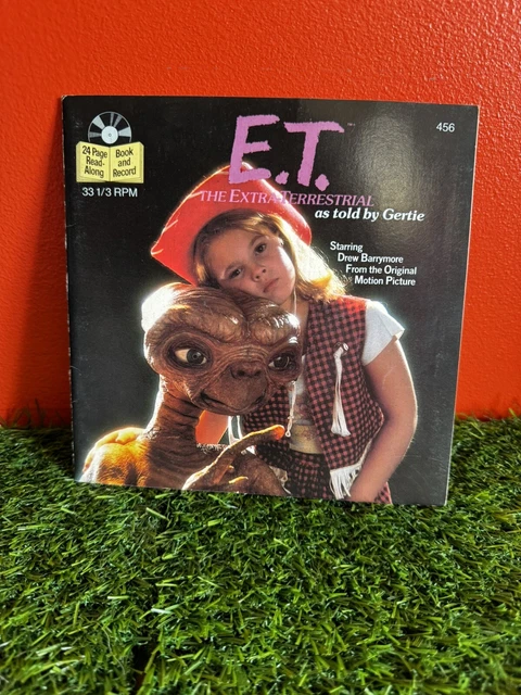 VINTAGE WALT DISNEY Read along book and 7" vinyl - ET Read by Drew ...