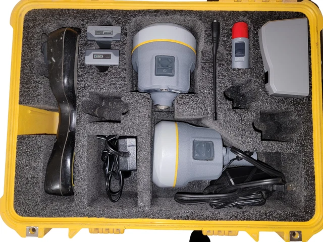 COMPLETE DUAL TRIMBLE R10 UHF GNSS RTK KIT with TSC3 Trimble Access ...