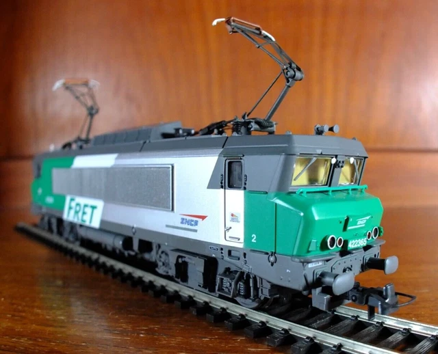 ROCO 62469 HO gauge SNCF BB 22200 electric locomotive in Fret livery £ ...